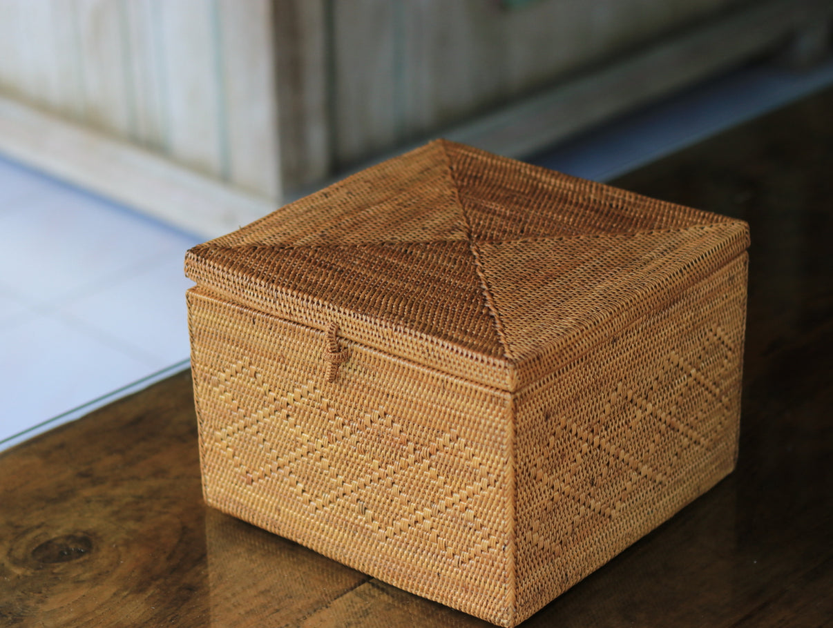 Hand Woven Ata Box with lid ~ Made in Bali ~ Balinese Decor Atta Box ...